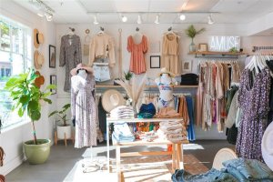 5 Locally Owned Boutiques to Shop in Laguna Beach for Women | Visit ...